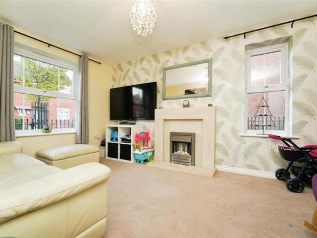 House 3 Bedroom For Sale Gloucester Gloucestershire 255000 ES98864325