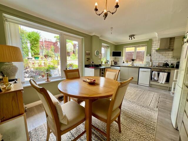 House 3 Bedroom For Sale Grantham Lincolnshire 240000 ES101676057