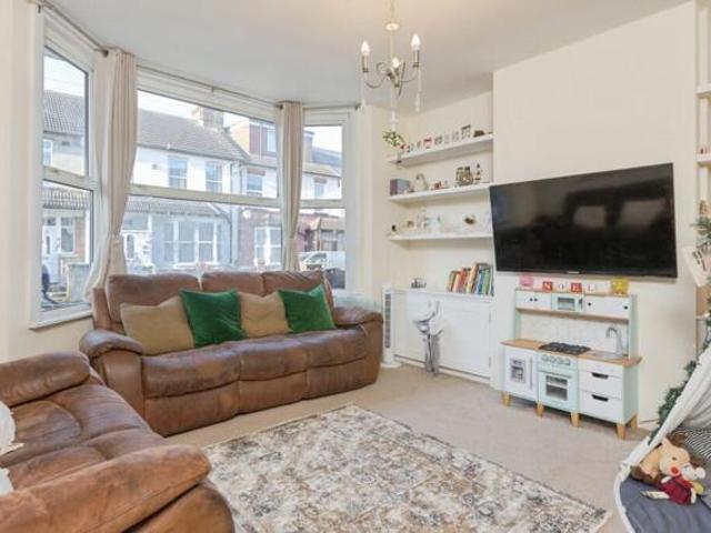 House 3 Bedroom For Sale Gravesend Kent 340000 ELS100988011
