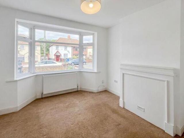 House 3 Bedroom For Sale Greenford Greater London 550000 ES100615226