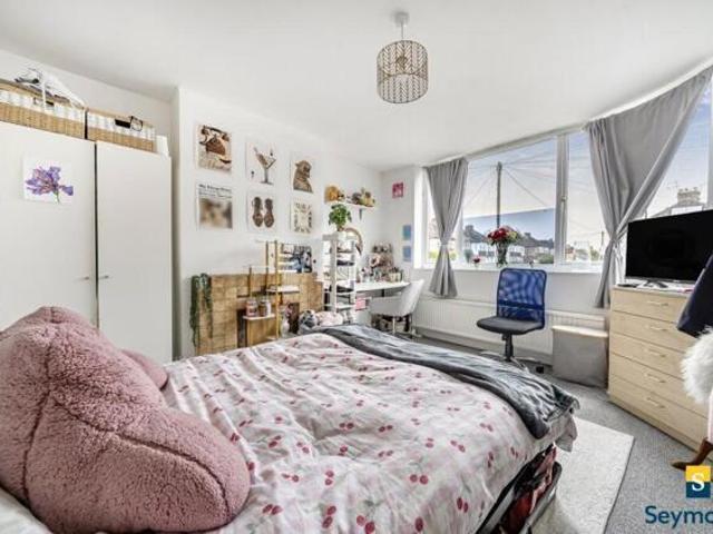 House 3 Bedroom For Sale Guildford Surrey 500000 ES101059644
