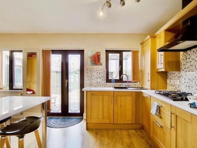 House 3 Bedroom For Sale Dagenham Greater London 485000 ELS100649208