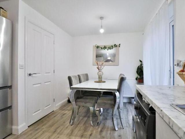 House 3 Bedroom For Sale Darlington Darlington 200000 ES100854920