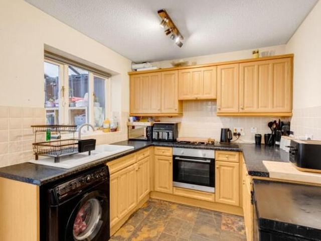 House 3 Bedroom For Sale Dewsbury Kirklees 185000 ES98503575