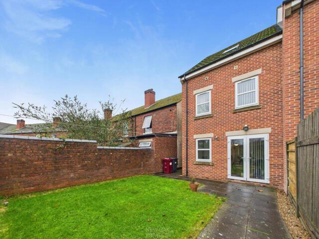 House 3 Bedroom For Sale Derbyshire Derbyshire 155000 ELS100426326