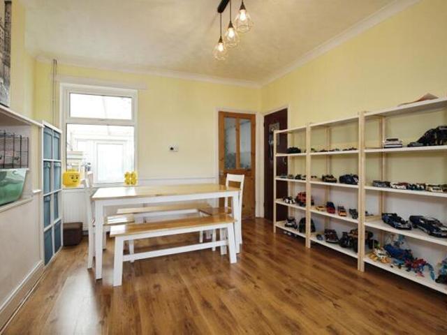 House 3 Bedroom For Sale Durrington Wiltshire 300000 ES99774092