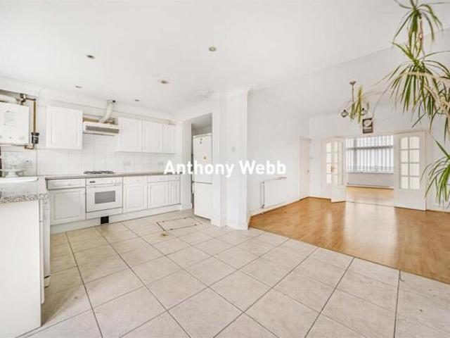 House 3 Bedroom For Sale Enfield Greater London 620000 ES99641809