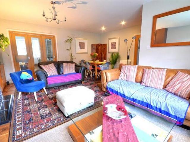 House 3 Bedroom For Sale East Grinstead West Sussex 780000 ELS100733682