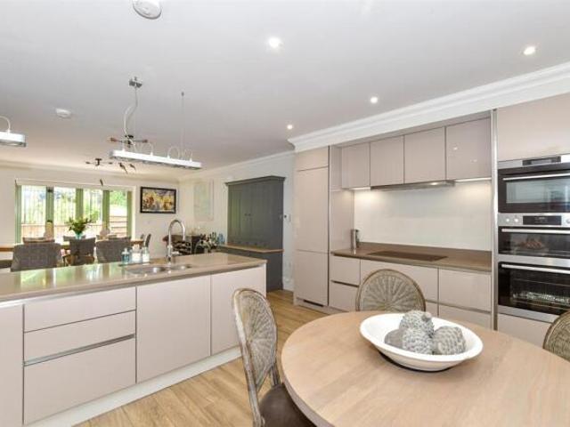 House 3 Bedroom For Sale East Sussex East Sussex 900000 ES101892150
