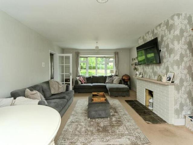 House 3 Bedroom For Sale Eastbourne East Sussex 400000 ELS98930375