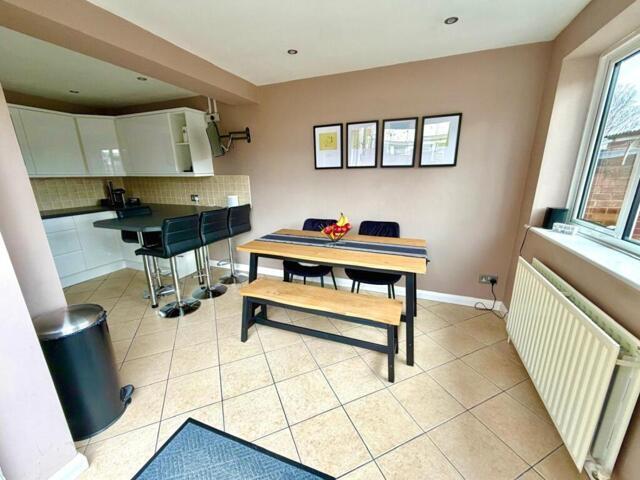 House 3 Bedroom For Sale Egham Surrey 450000 ES100425994