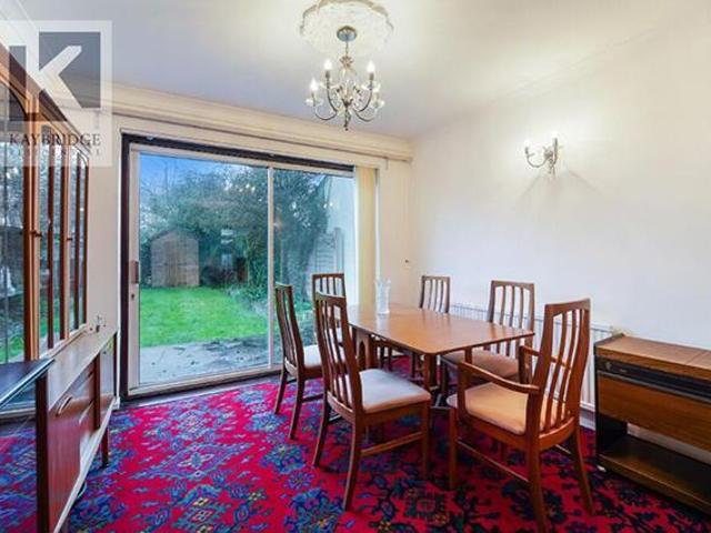 House 3 Bedroom For Sale Epsom Surrey 565000 ES101675417