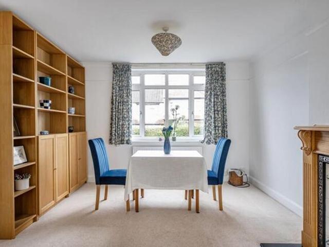 House 3 Bedroom For Sale Epsom Surrey 500000 ELS100503293