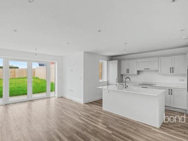 House 3 Bedroom For Sale Essex Essex 550000 ELS101892094