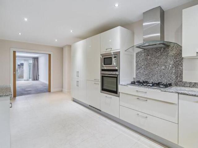 House 3 Bedroom For Sale Farnham Common Slough 725000 ELS98864377