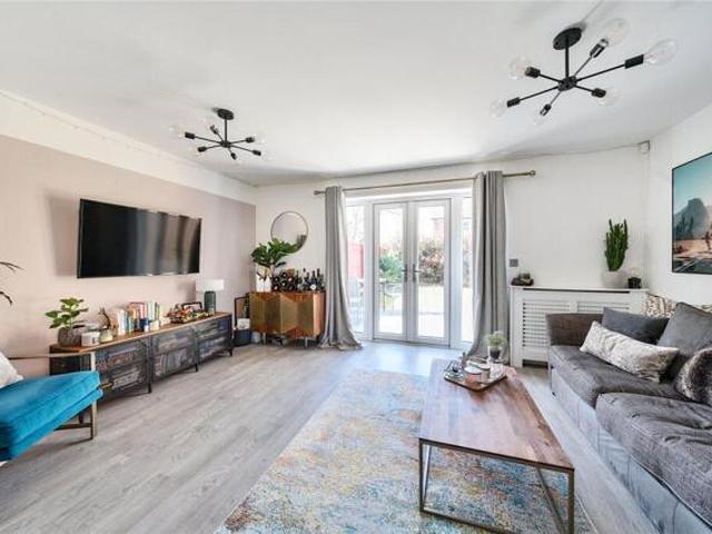 House 3 Bedroom For Sale Farnham Surrey 500000 ELS100648721