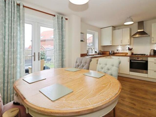 House 3 Bedroom For Sale Frampton Cotterell South Gloucestershire 335000 ES101060256