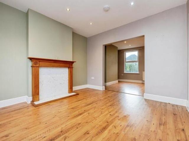 House 3 Bedroom For Sale Kempston Bedfordshire 325000 ES100540927