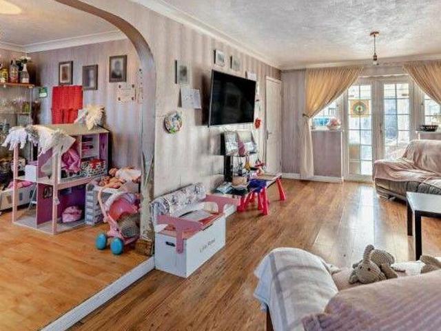 House 3 Bedroom For Sale Kent Kent 240000 ELS99572068