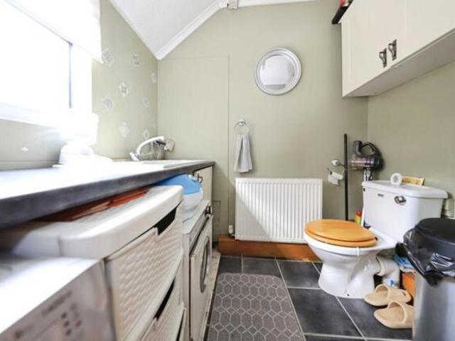 House 3 Bedroom For Sale Kidderminster Worcestershire 270000 ES98903565