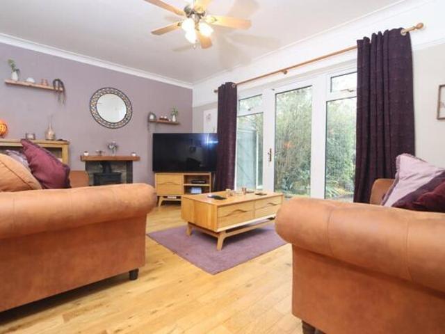 House 3 Bedroom For Sale Kidderminster Worcestershire 380000 ES98477436