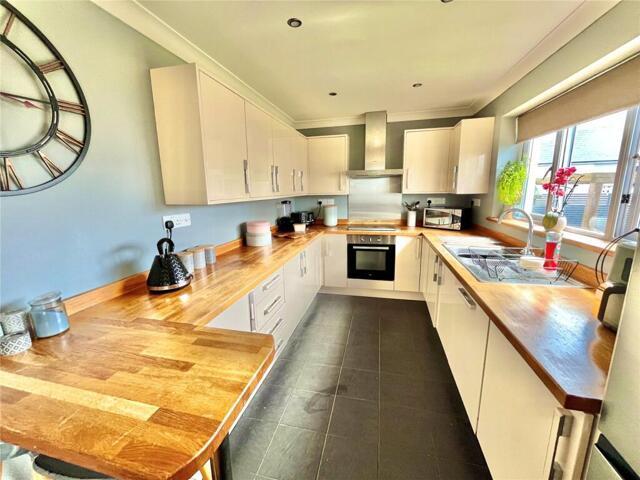 House 3 Bedroom For Sale Kilgetty Pembrokeshire 310000 ES100787143