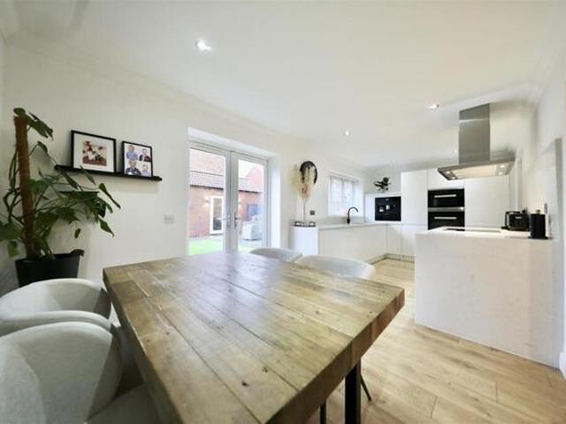 House 3 Bedroom For Sale Kingswood Bristol 265000 ES98204717