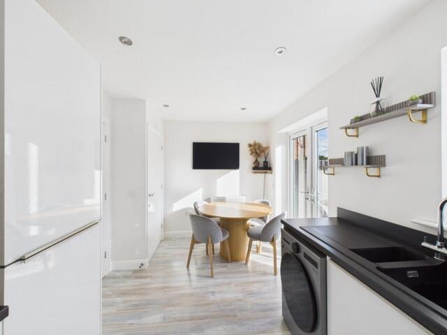 House 3 Bedroom For Sale Kingswood City Of Kingston upon Hull 185000 ELS99475901