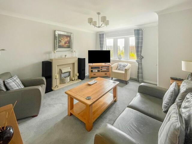 House 3 Bedroom For Sale Holmfirth Kirklees 360000 ELS101352047