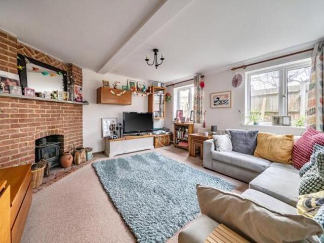 House 3 Bedroom For Sale Hook Hampshire 575000 ES100685334