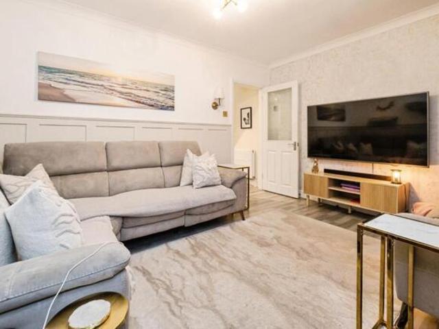 House 3 Bedroom For Sale Hornchurch Greater London 400000 ES100502867