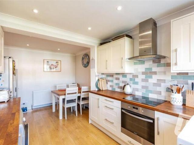 House 3 Bedroom For Sale Hornchurch Greater London 450000 ES100132503