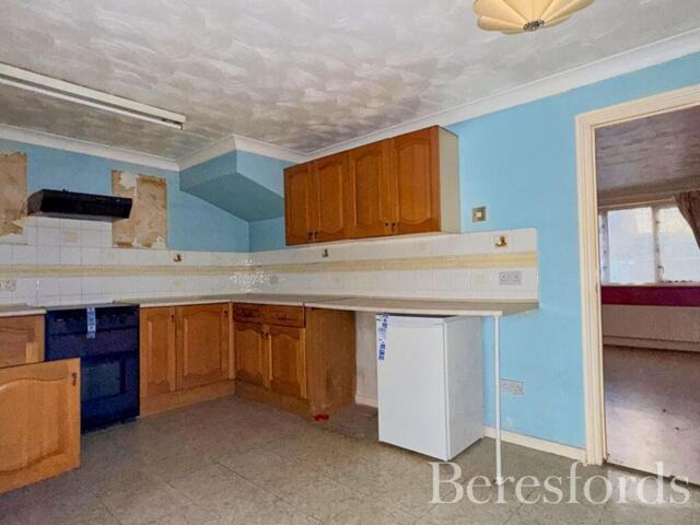House 3 Bedroom For Sale Hornchurch Greater London 254995 ES100057843