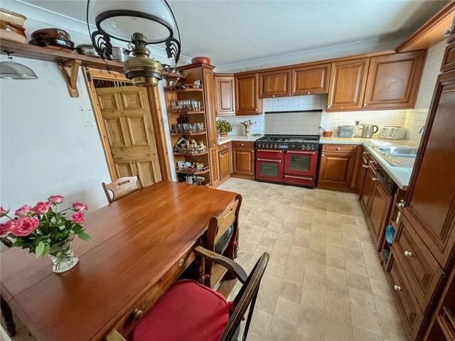 House 3 Bedroom For Sale Haverfordwest Pembrokeshire 425000 ES100096895