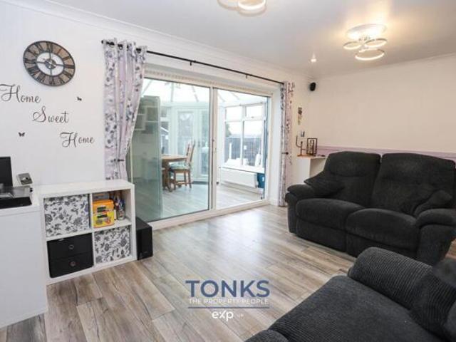 House 3 Bedroom For Sale Halesowen Sandwell 260000 ELS98503906