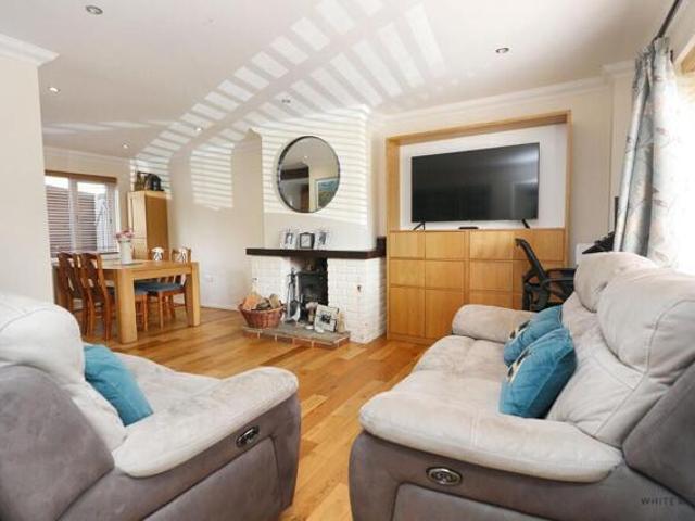 House 3 Bedroom For Sale Hampshire Hampshire 300000 ES99290198