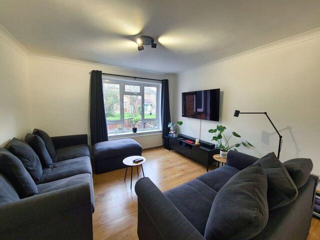 House 3 Bedroom For Sale Hampshire Hampshire 365000 ELS98968883