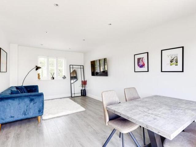 House 3 Bedroom For Sale Hare Street Hare Street 475000 ES101674858