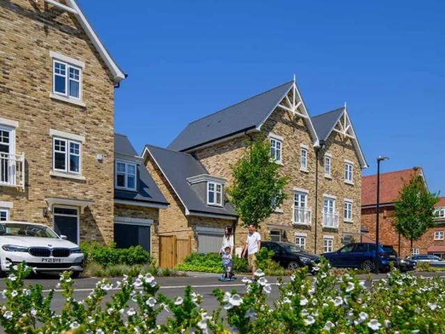 House 3 Bedroom For Sale Hartland Village Fleet 545000 ELS102596732