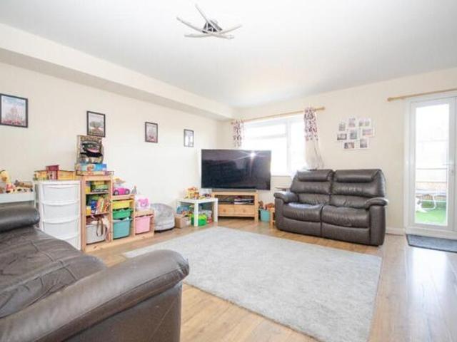 House 3 Bedroom For Sale Hedge End Hampshire 280000 ES100058272