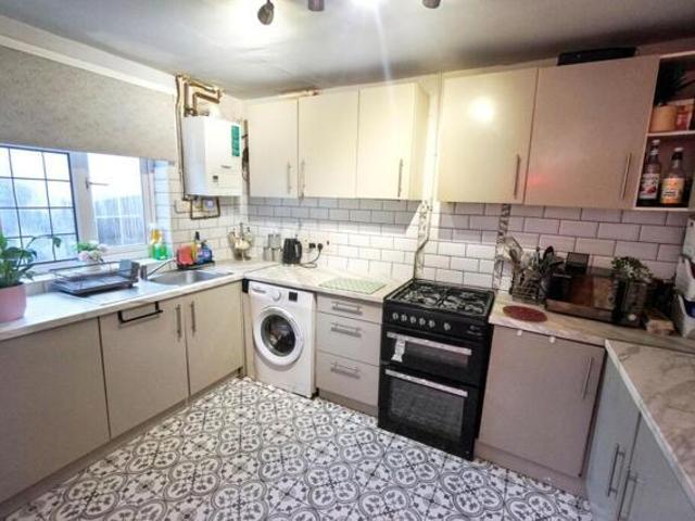 House 3 Bedroom For Sale High Wycombe Buckinghamshire 335000 ELS99840129
