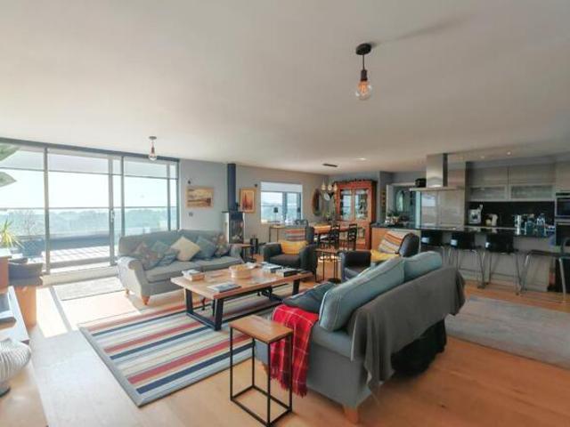 House 3 Bedroom For Sale Hythe Hampshire 995000 ELS101678394