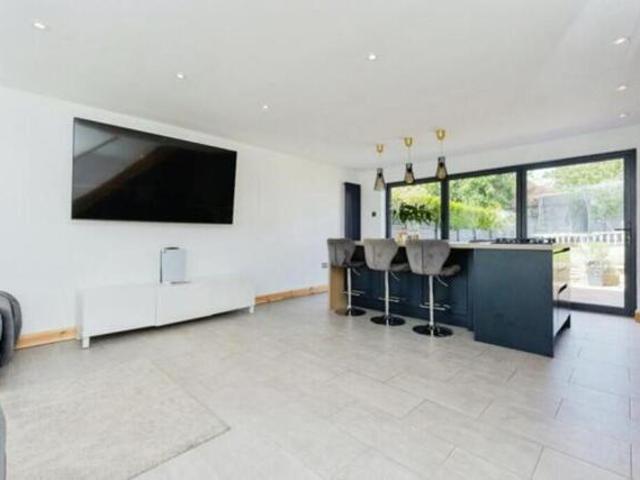 House 3 Bedroom For Sale Hyde Tameside 350000 ES98262832