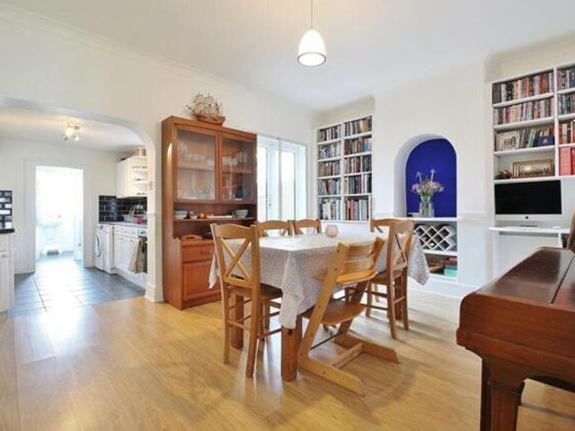 House 3 Bedroom For Sale Isleworth Greater London 700000 ES101677905