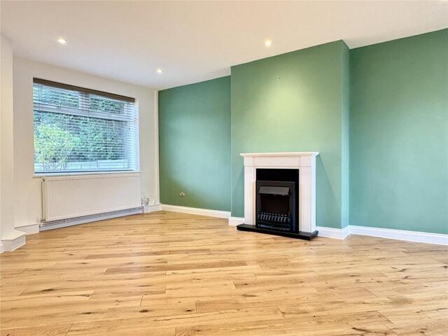 House 3 Bedroom For Sale Oldham Oldham 240000 ES93831576