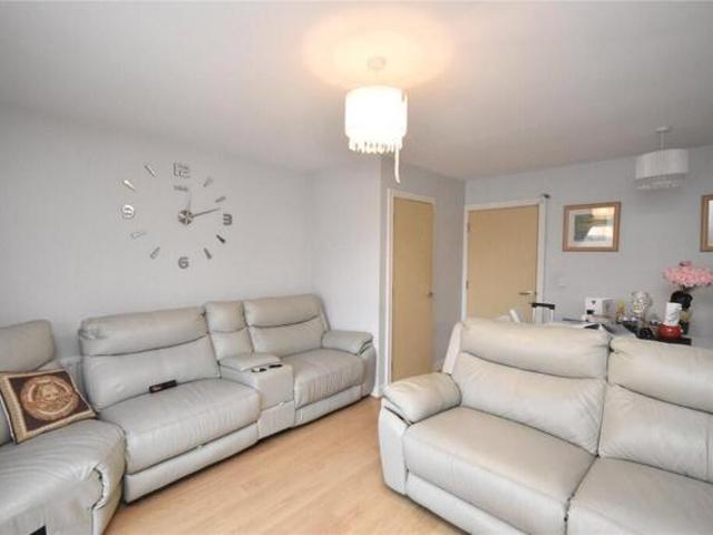 House 3 Bedroom For Sale Oldham Oldham 240000 ES100953752