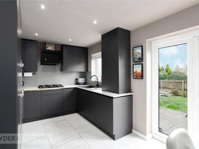 House 3 Bedroom For Sale Oldham Oldham 260000 ES100685039