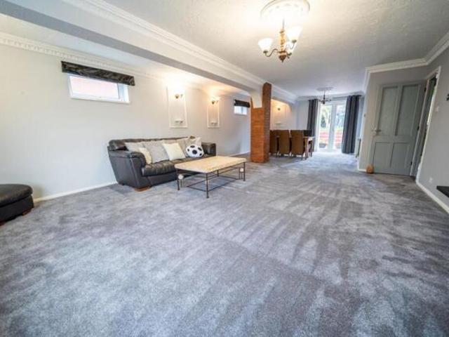 House 3 Bedroom For Sale Oulton Suffolk 300000 ES99161736