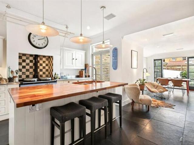 House 3 Bedroom For Sale London Greater London 1400000 ELS99773659