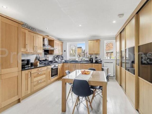 House 3 Bedroom For Sale London Greater London 1150000 ES100987879